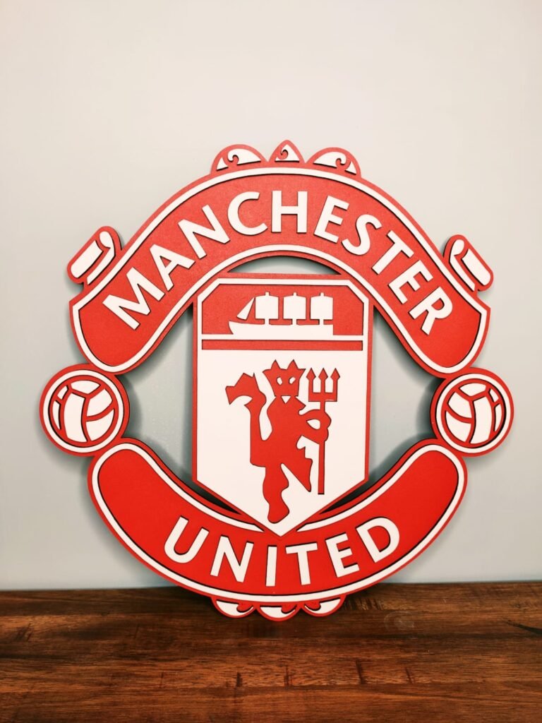 Manchester United – Handmade Wooden Color Crest – Pop Art India